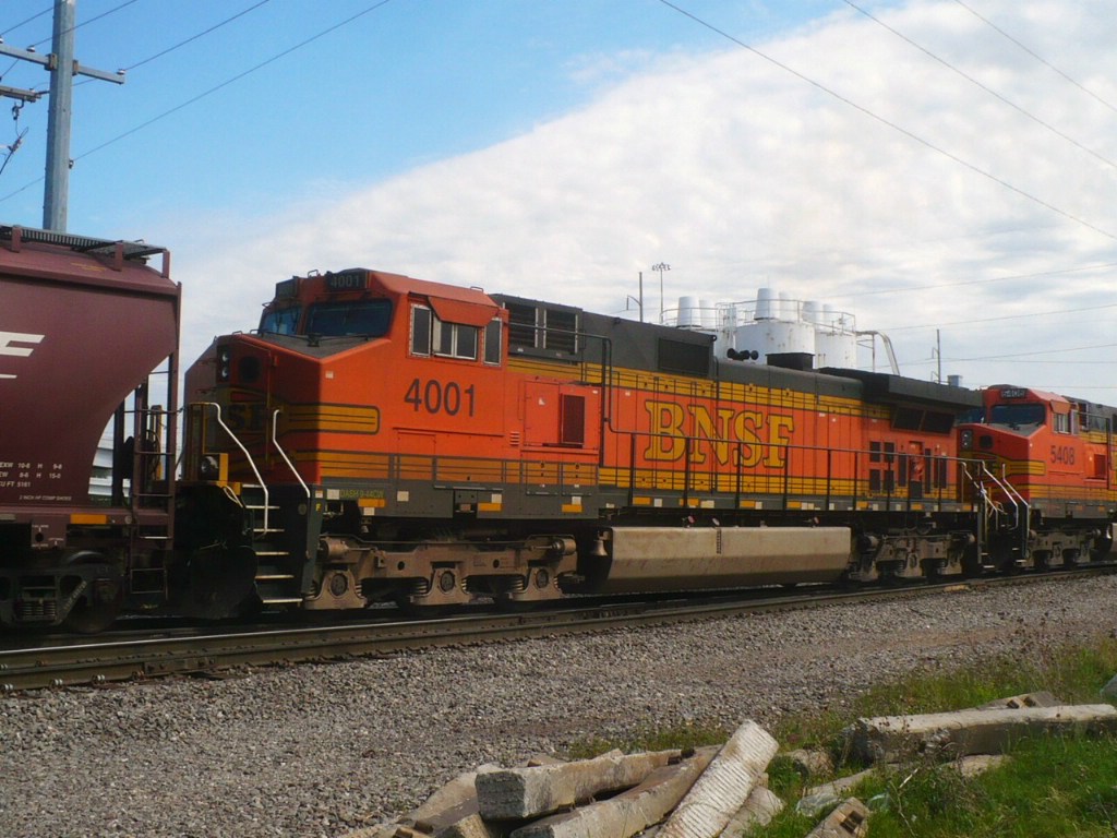 BNSF 4001